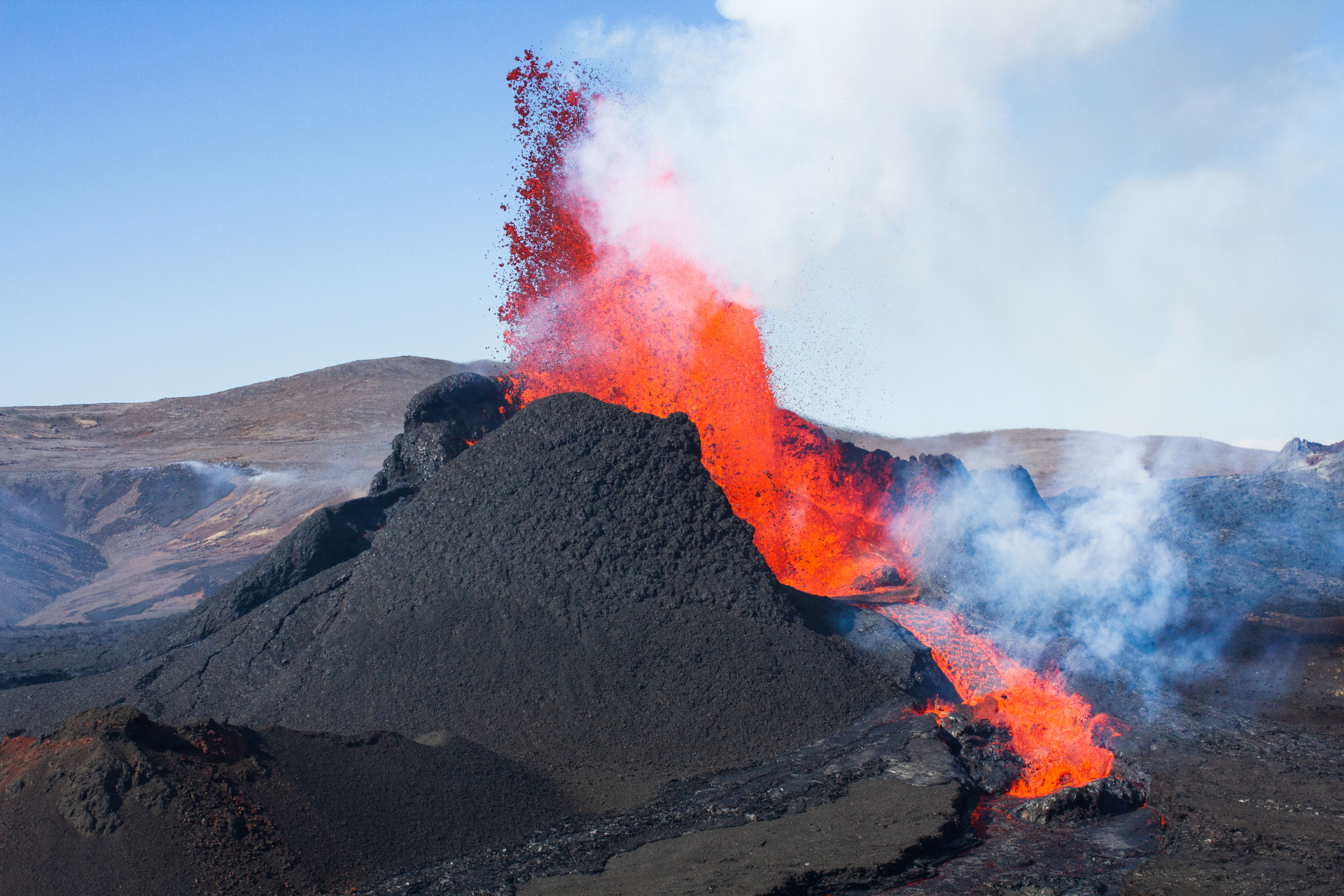Exclusive photos: Research reveals details about Iceland's ‘silent ...