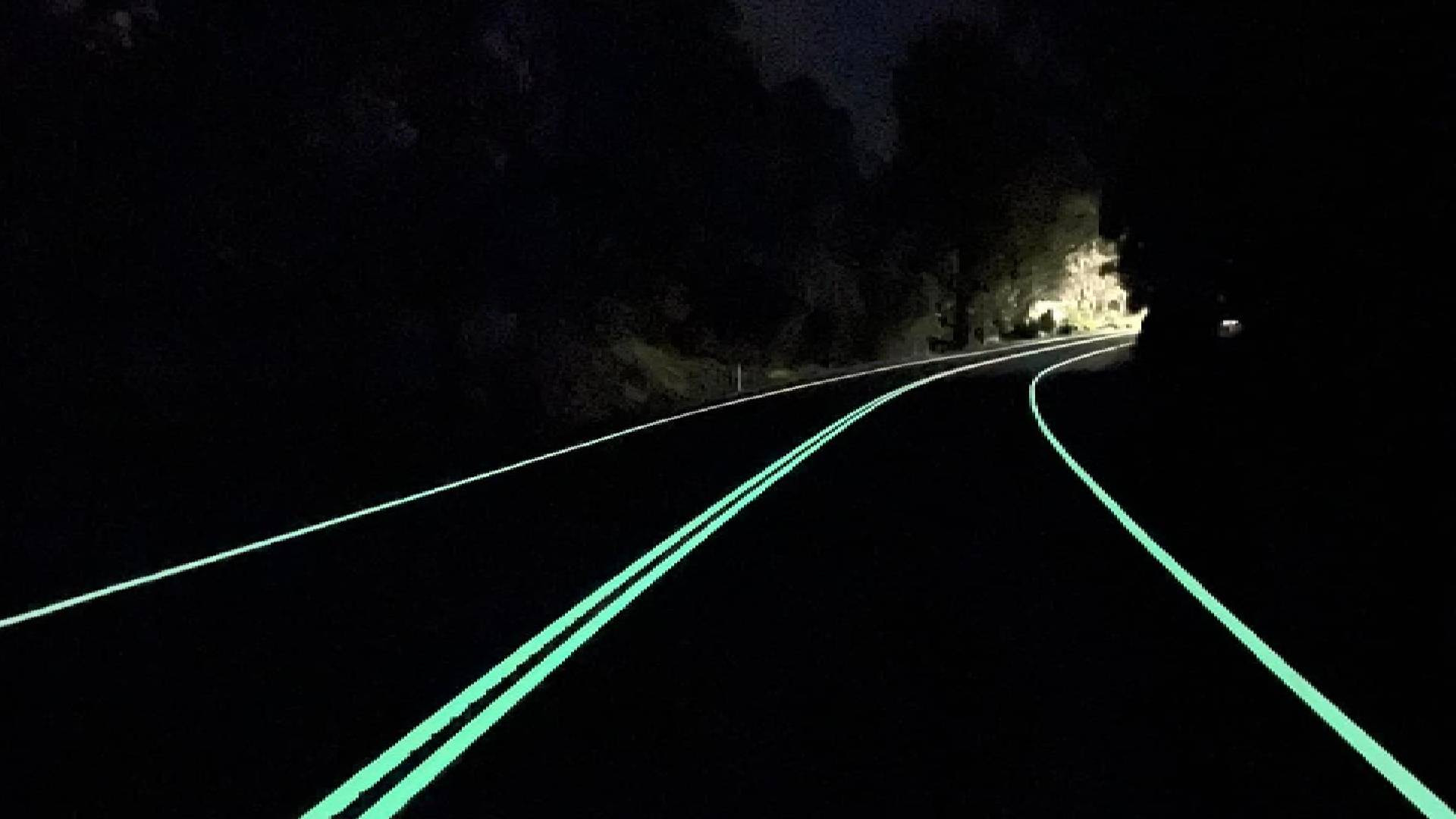 Glow-in-the-dark highway lines in Australia offer safety
