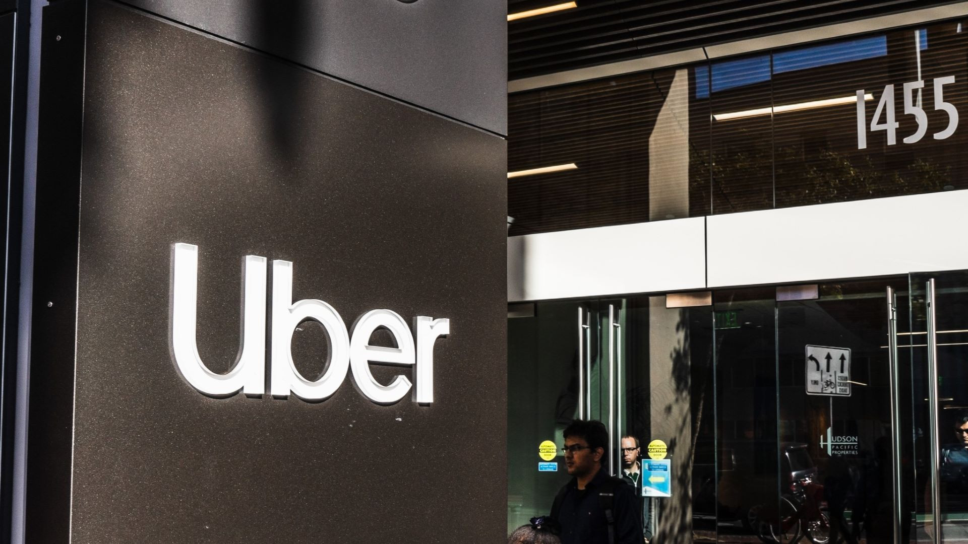 Uber security breach: 18-year-old allegedly hacks Uber and sends ...
