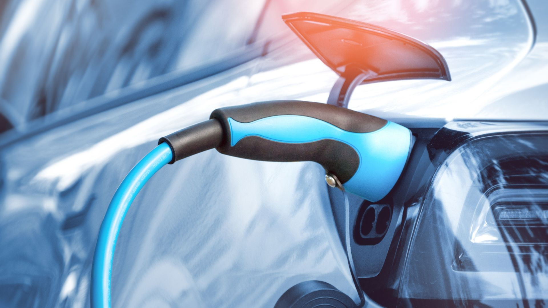 Four Gun Charger station that needs 10 minutes to fully charge an EV