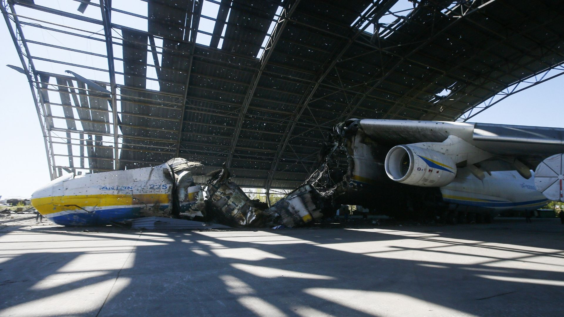 Antonov An-225 Mriya: World's biggest aircraft Mriya will be rebuilt ...