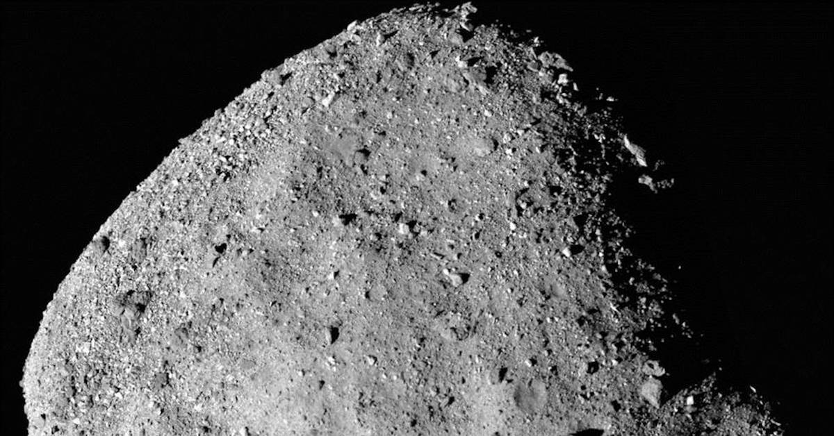 NASA's OSIRIS-REx Probe Already Discovers Evidence of Water on Astroid
