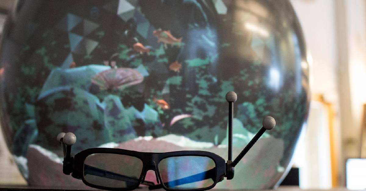 Researchers Invent More Realistic Sociable Virtual Reality