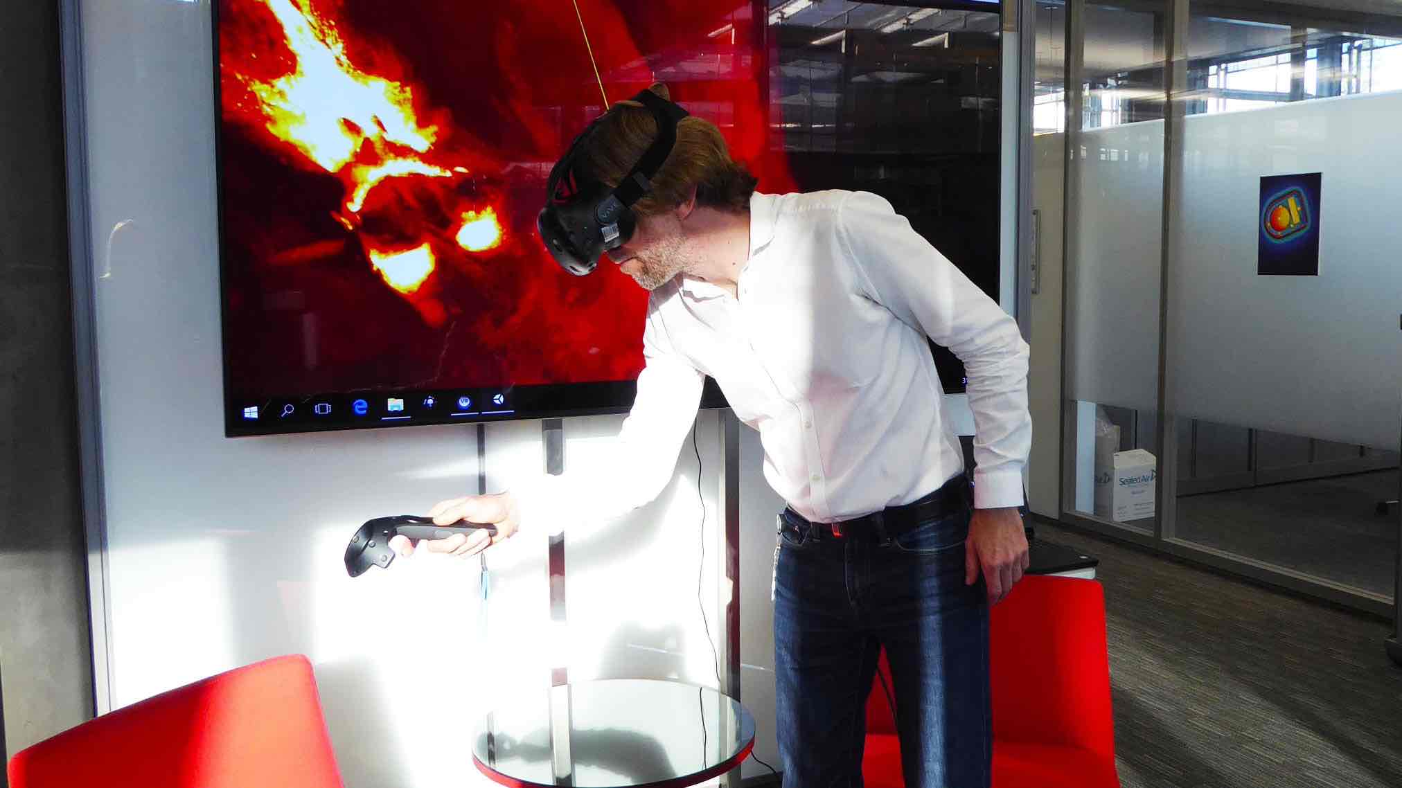New Virtual Reality Technology Allows Scientists to 'Walk Through' Brains