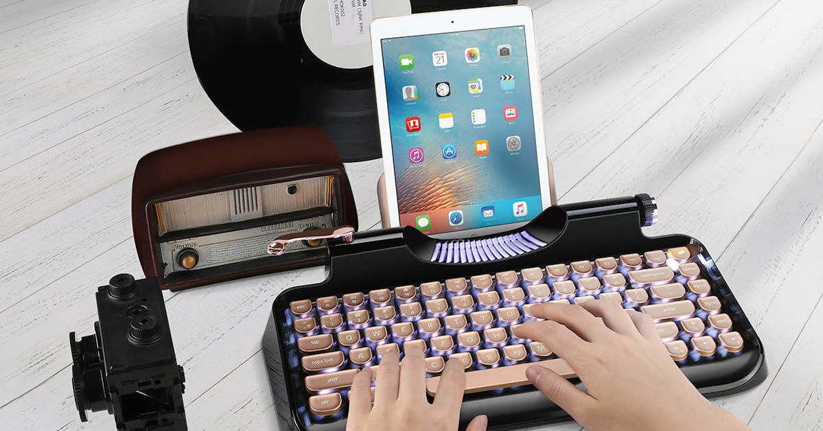 This Retro-Inspired Mechanical Keyboard Will Make you Love Typing again