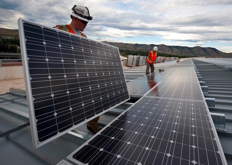 Solar Employment Is Expanding 17 Times Faster Than US Economy