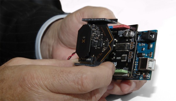 DeB lets you control your home through your phone