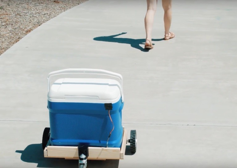 Get Ready for the Summer With This DIY Cooler That Follows You Around
