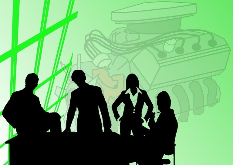 Top 10 Industries that Hire Research and Development Employees