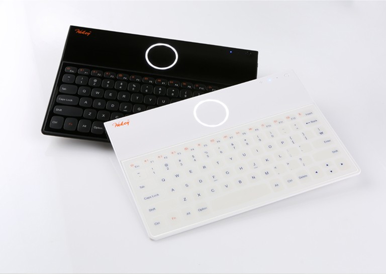 Meet the World's Thinnest Foldable Keyboard for Mobile Devices