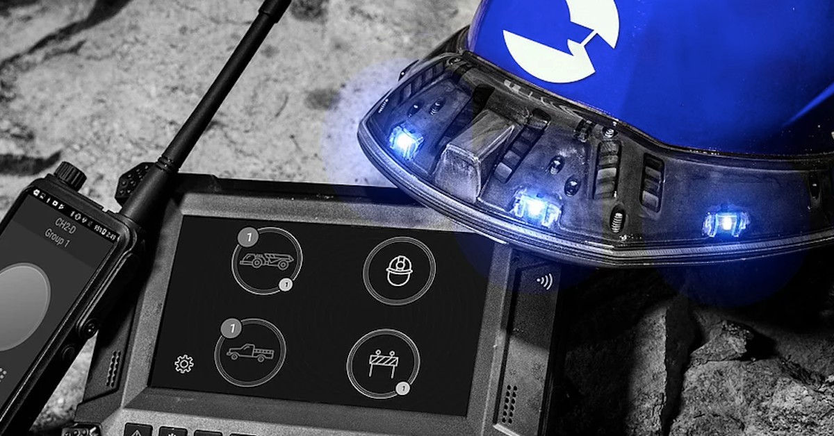 New Smart Helmet Alerts Miners and Construction Workers to Stay 6 Feet ...