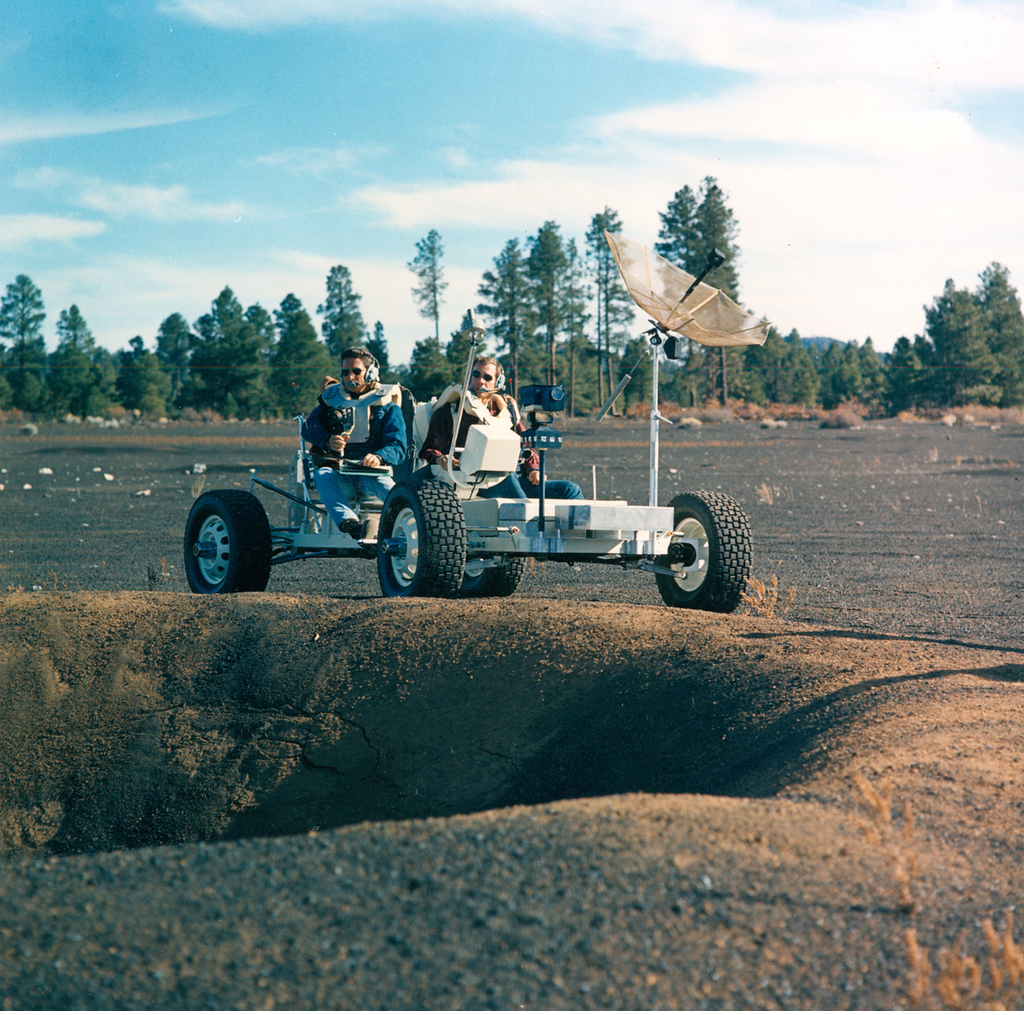 11 Facts about Moon-Like Training Ground, Cinder Lake Crater Field
