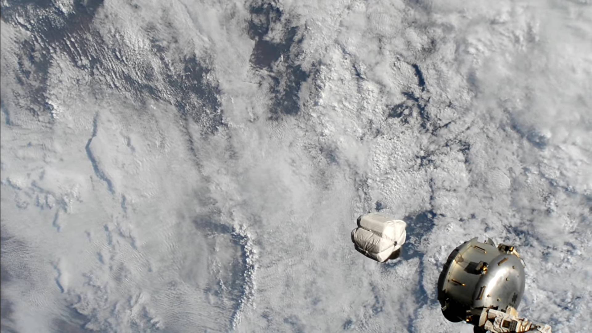 ISS News: The ISS now has a whole new way to get rid of its trash