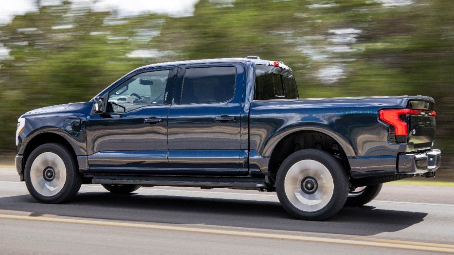 Ford F150 Lightning Electric: Price, Range and Charge time