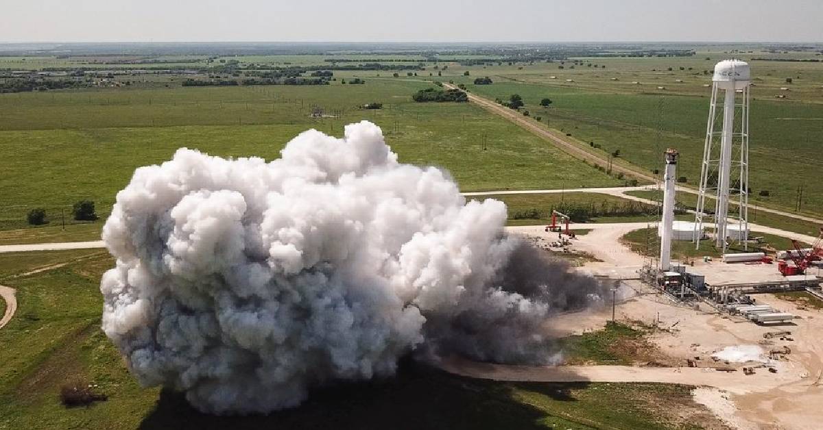 SpaceX Completes Falcon 9 Static Fire Test