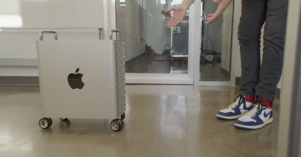 Mac Pro's $400 Dollar Wheels Don't Even Come with a Lock System