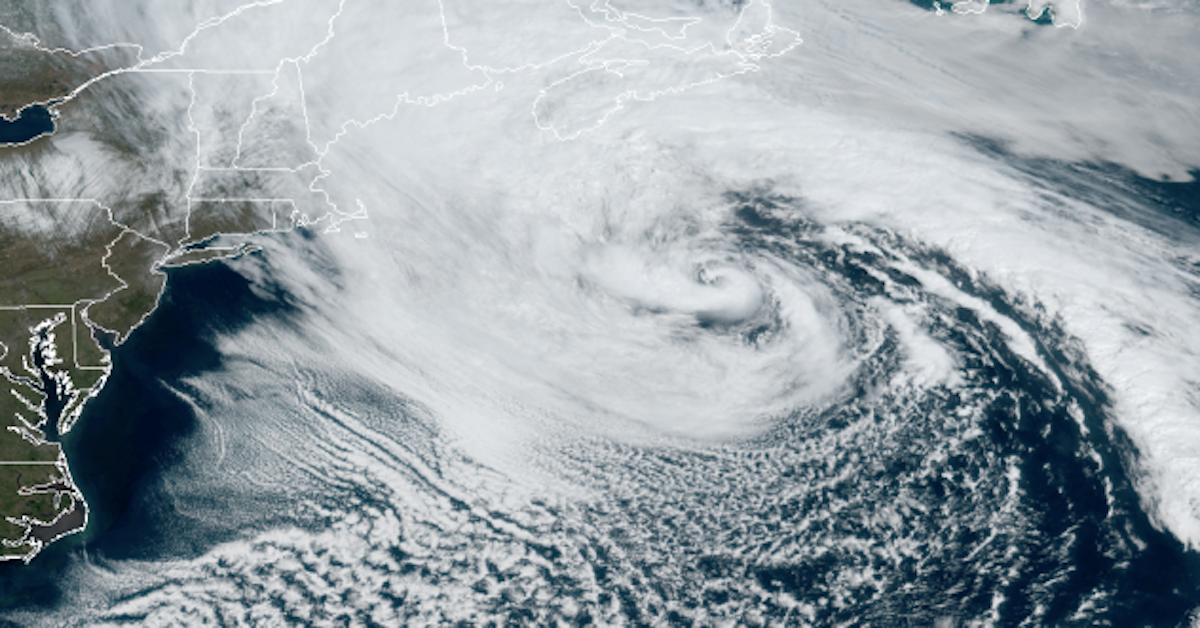 Huge Atlantic Ocean Storm Heading Towards the East Coast