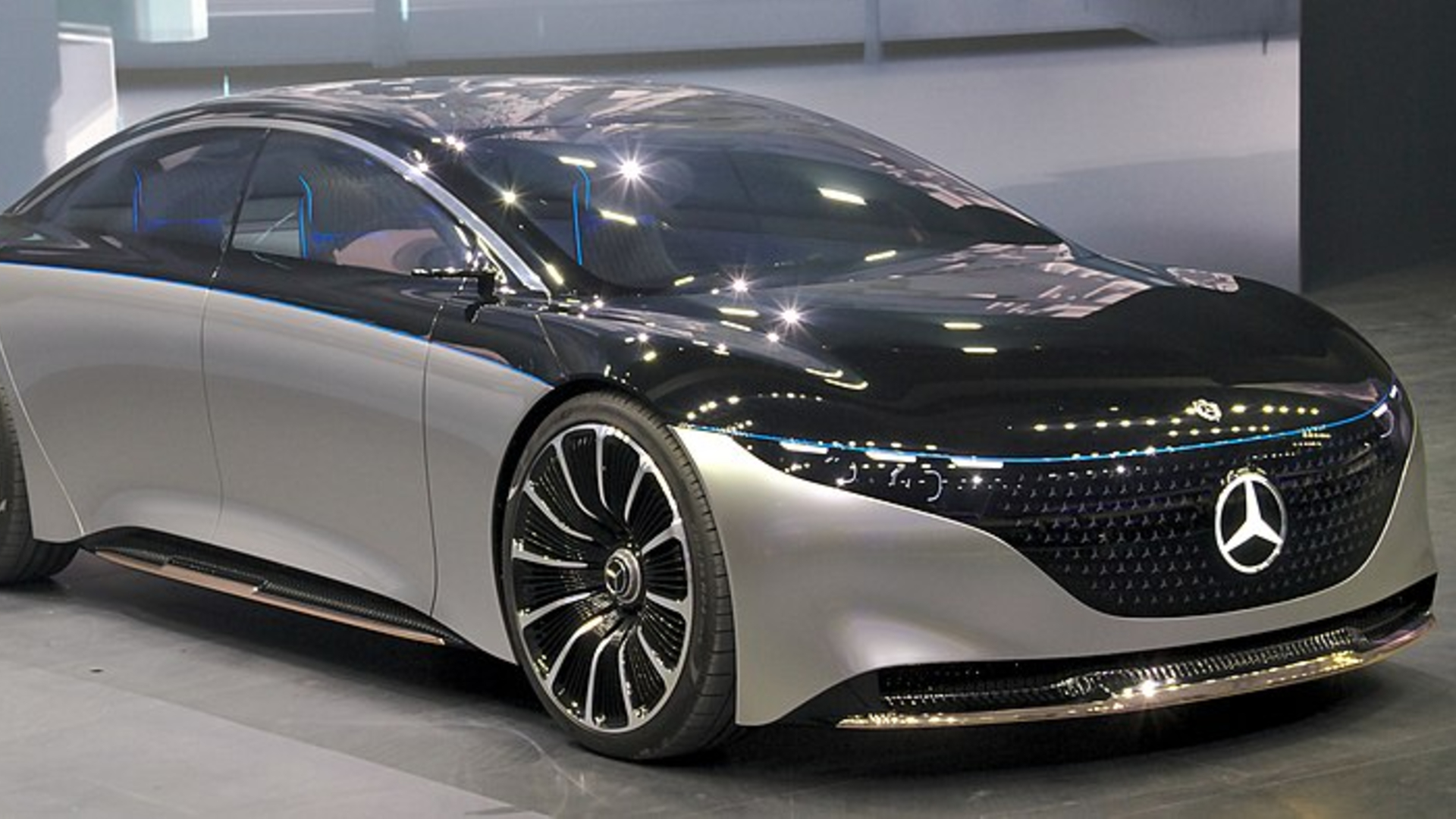 Mercedes-Benz to Go All-Electric by the End of the Decade