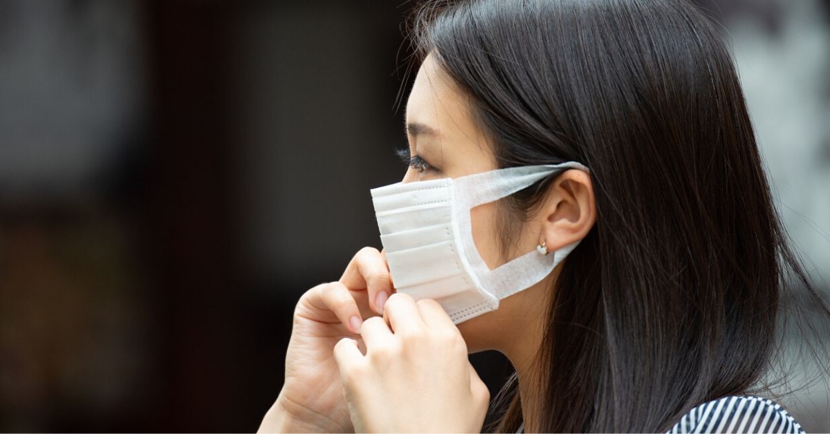 Face Masks Might Actually Increase Infection Risk for COVID-19