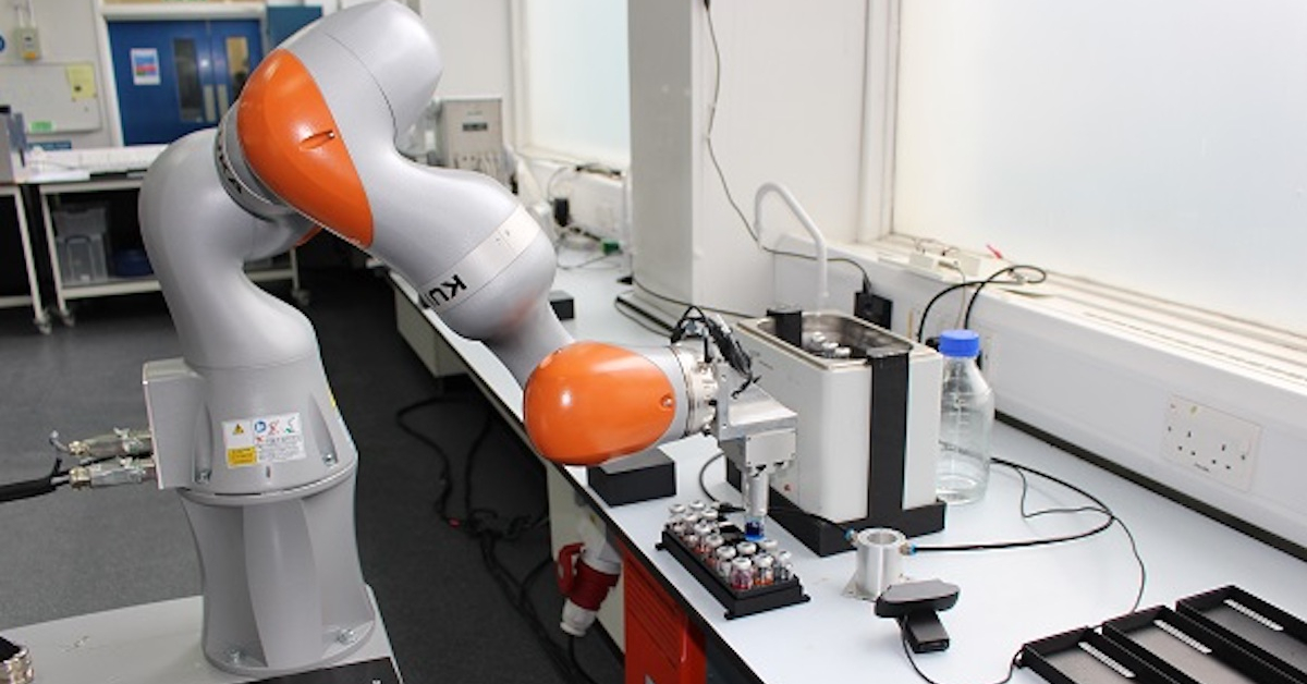 Robot Scientist Solves the Biggest Chemistry Challenge in Just Over a Week