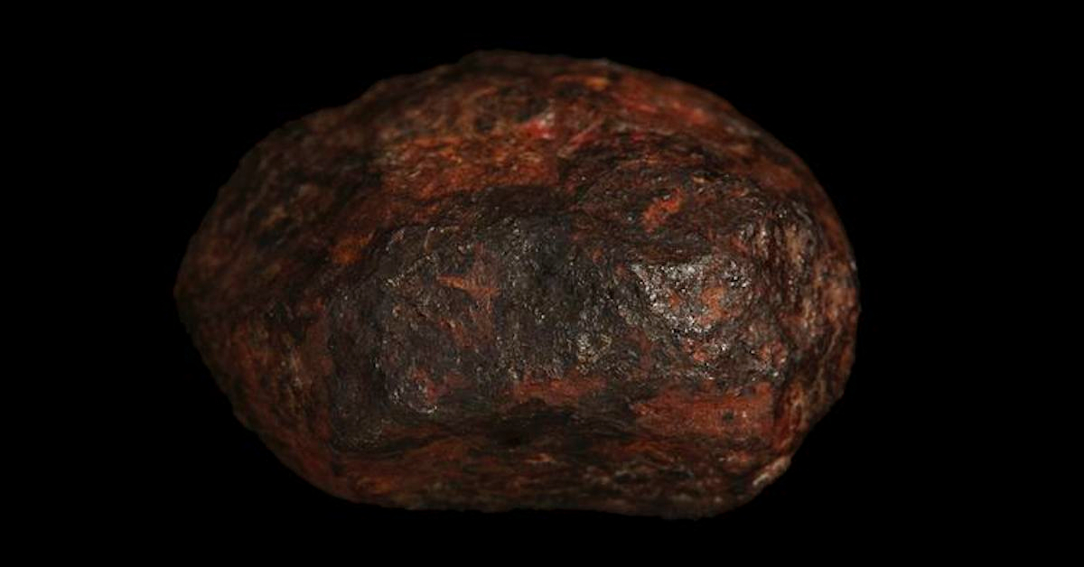 Never before Seen in Nature: Mineral Found inside an Ancient Meteorite