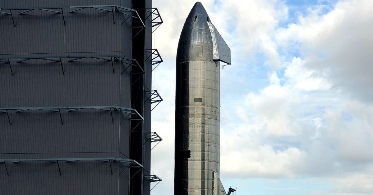 SpaceX May Soon Launch Two Starships Simultaneously | IE