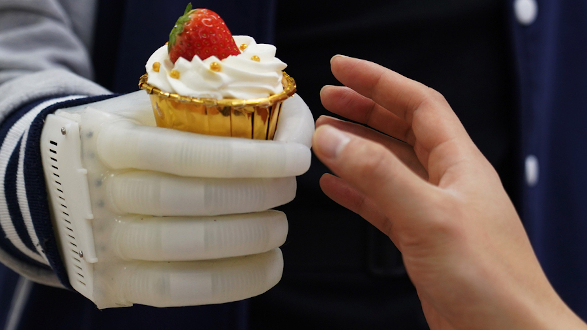 New Inflatable Low-Cost Prosthetic Allows Users to Feel