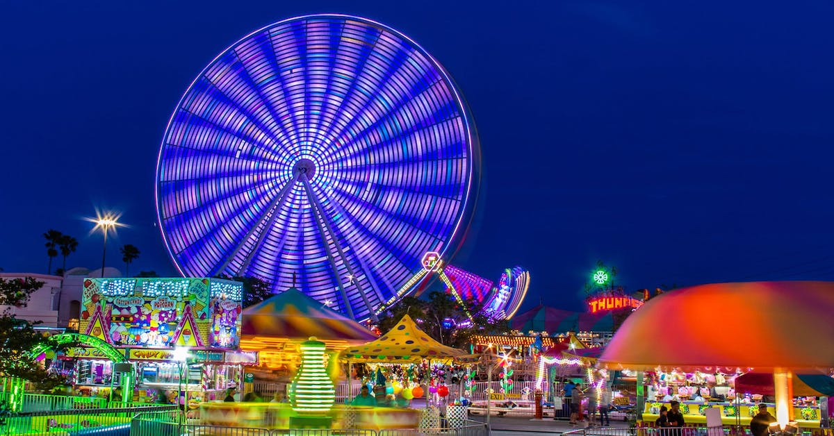 How do you Become a Theme Park Engineer?