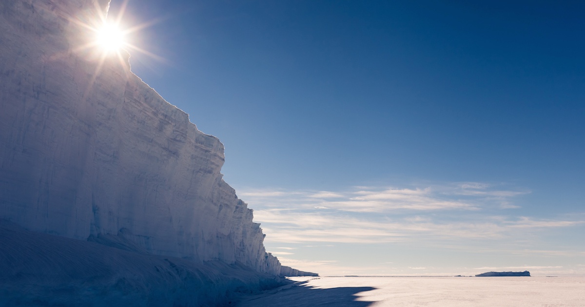 300 Years of Thinning Antarctic Ice May be Part of Why Ice Shelves Collapse