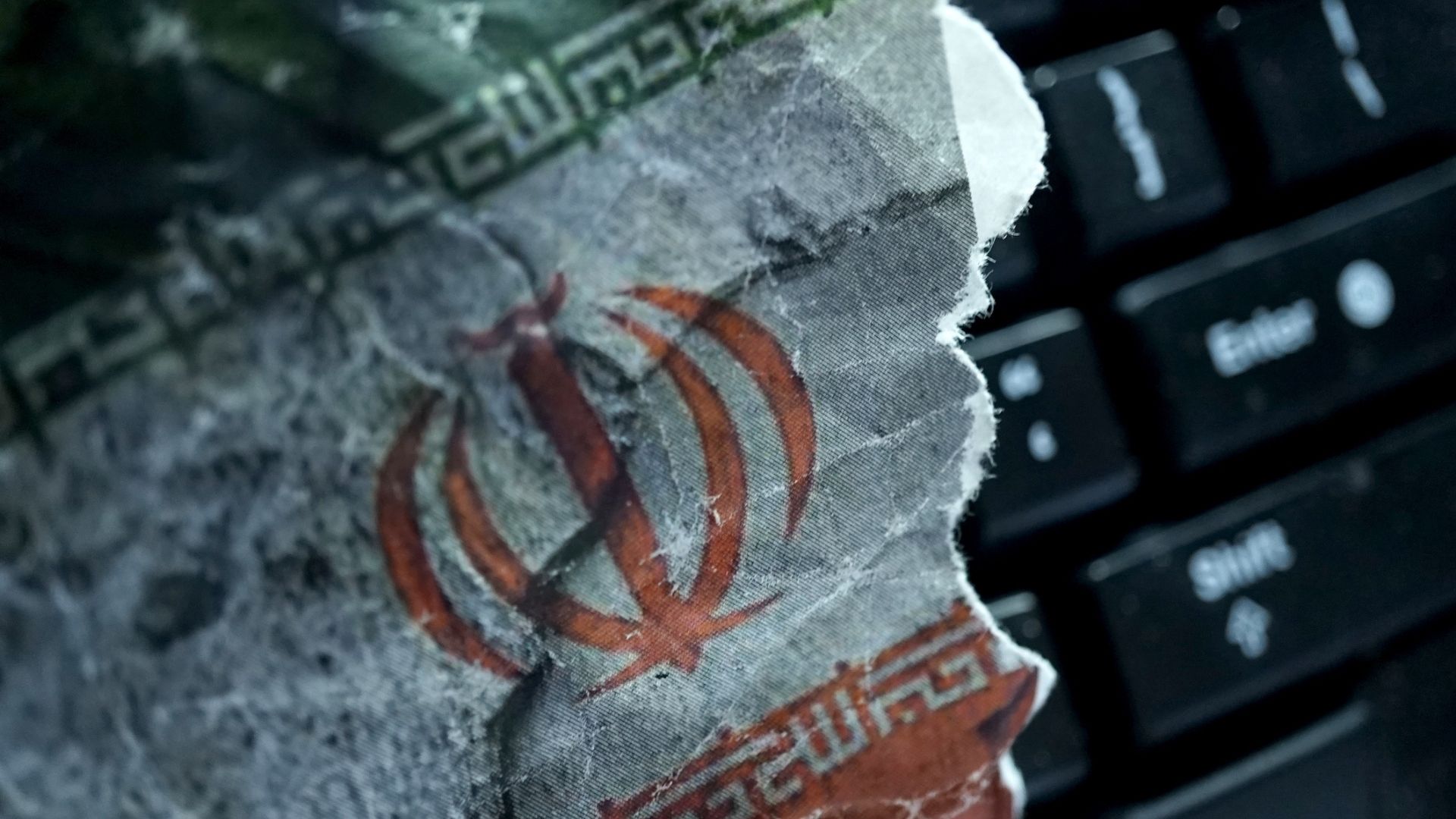 Microsoft Blames Iran-Linked Hackers for Attacks on Defense Companies