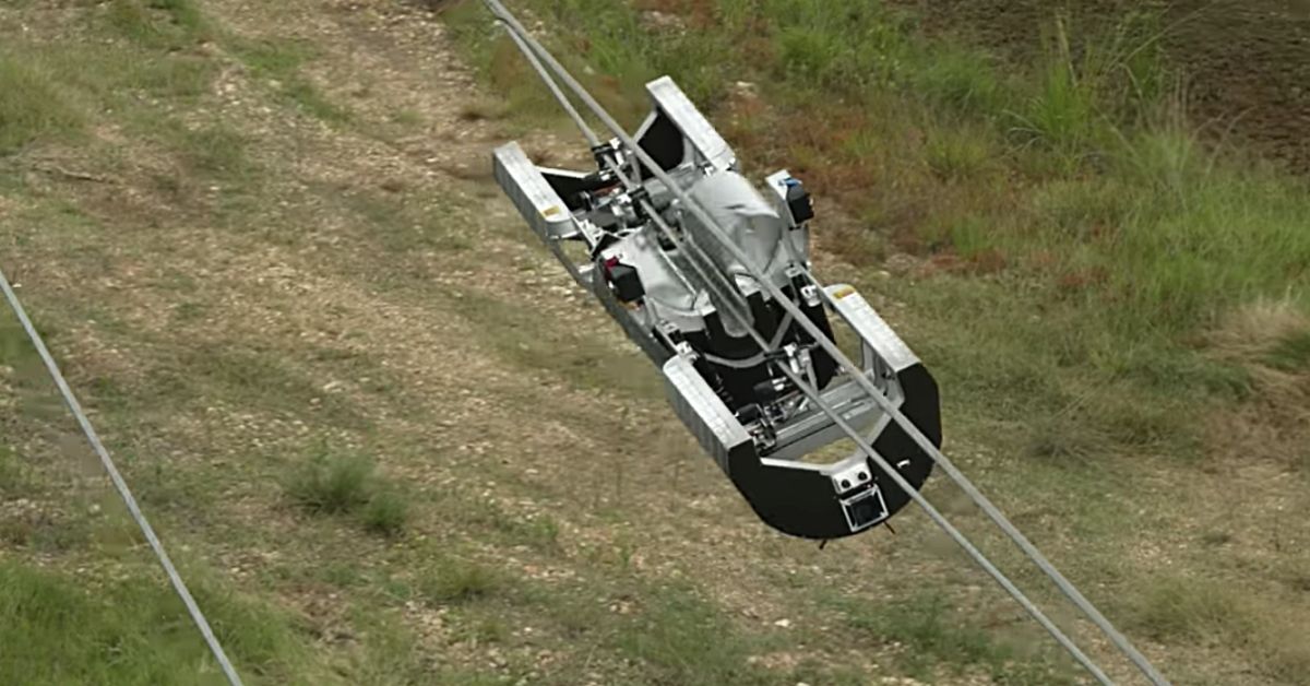 Facebook Creates Own Robot and Fiber Optic Cable To Improve Internet Access