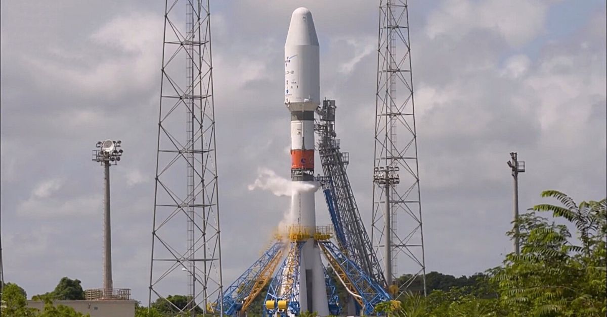 Arianespace Launches French Military Satellite with Russian Soyuz | IE