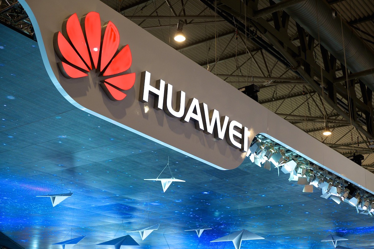 Huawei Reportedly Shipped 1 Million Smartphones to Test Its New OS