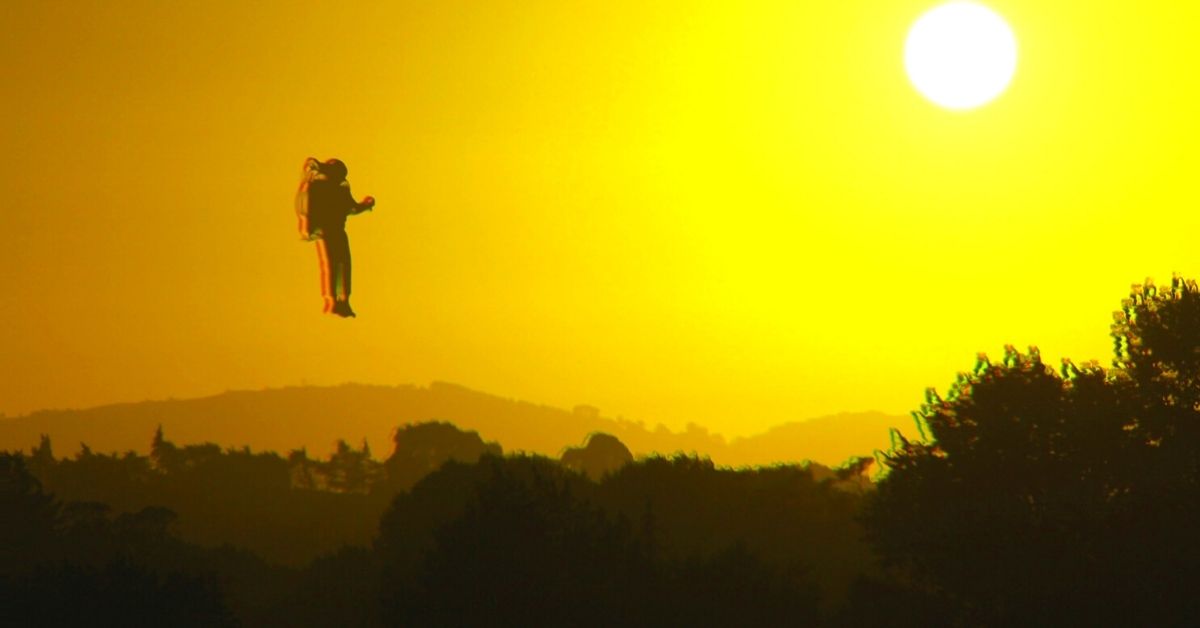 Jetpack Man Flying 6,000 Feet Above LAX - He's Back? | IE