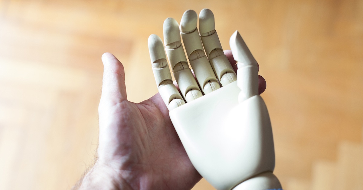 World's First Neuroprosthetic Uses AI and Human Control to Create Hand ...