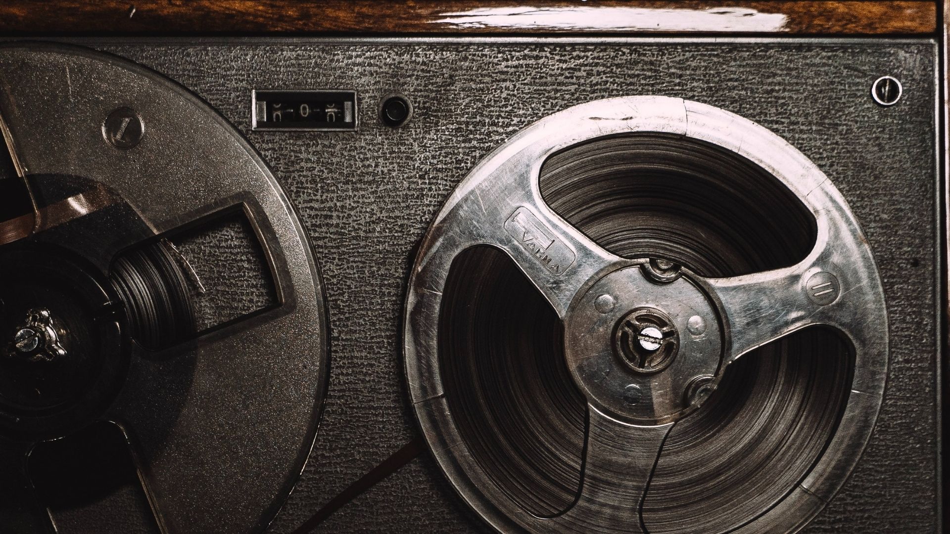 The History of Voicemail: A Small Convenience That Changed Everything