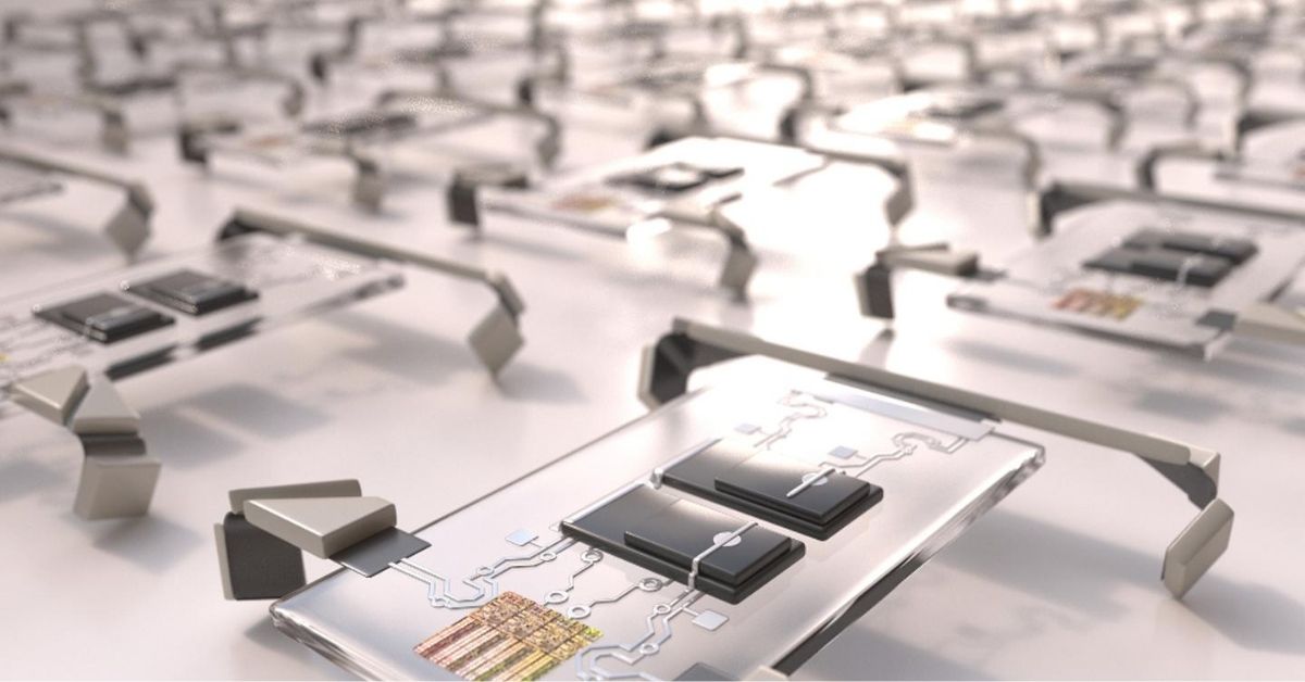 Ultra-Tiny Robot Army Could Crawl Inside Human Bodies